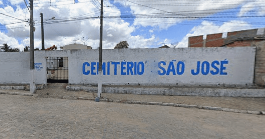 Coroa de Flores Cemitério Municipal de Maribondo - AL - Entrega rápida